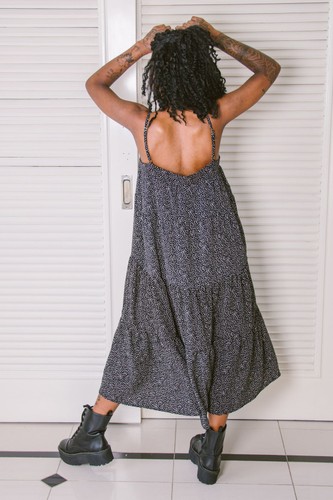 VESTIDO DE MALHA PRETO COM OMBREIRA WORLD FESTIVAL Marina&Gabriella ...